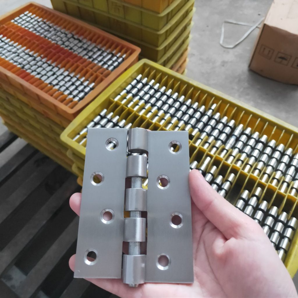 heavy aluminum continuous hinges