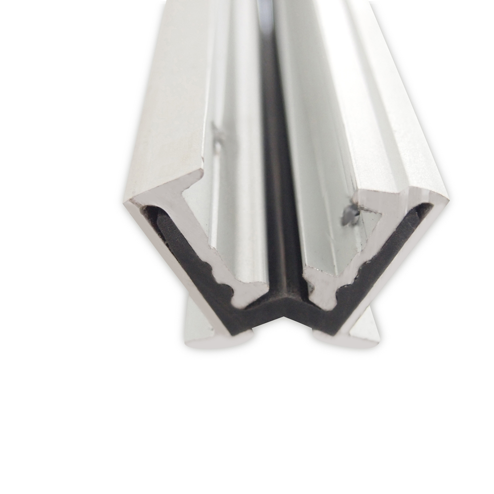 Continuous hinges Suitable for doors